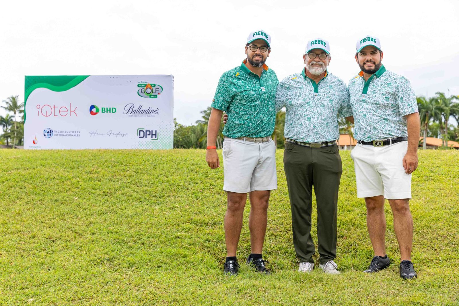 Celebration of a career. "Fiebre de Golf Tournament" – FERRET PRO SHOP